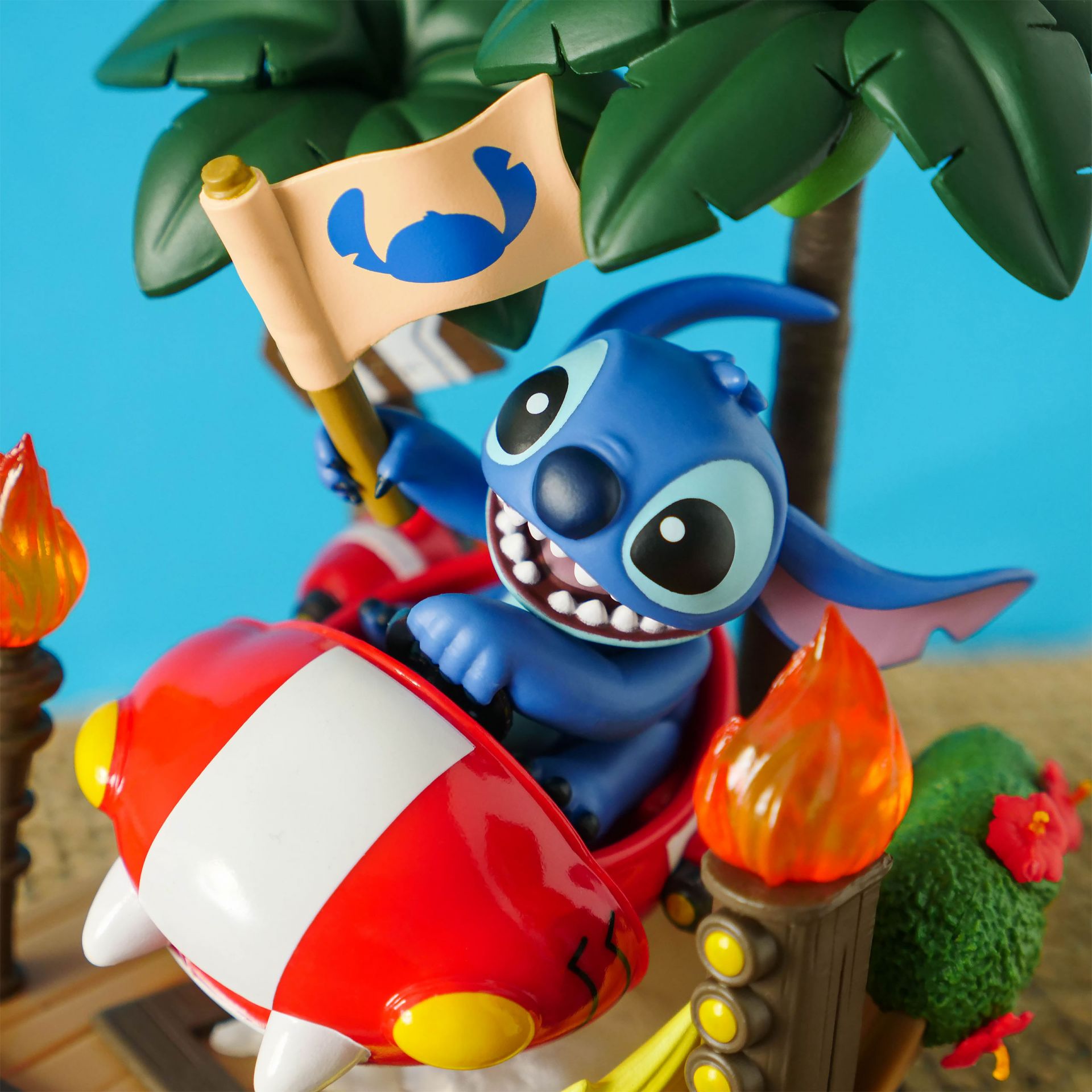 Lilo & Stitch - Figurine Racing Car D-Stage Diorama | Elbenwald