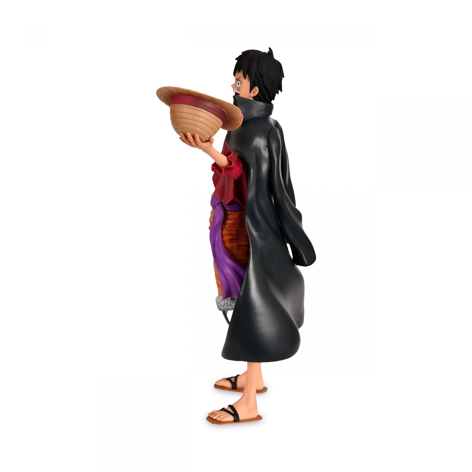 One Piece - Monkey D. Luffy with coat figure | Elbenwald