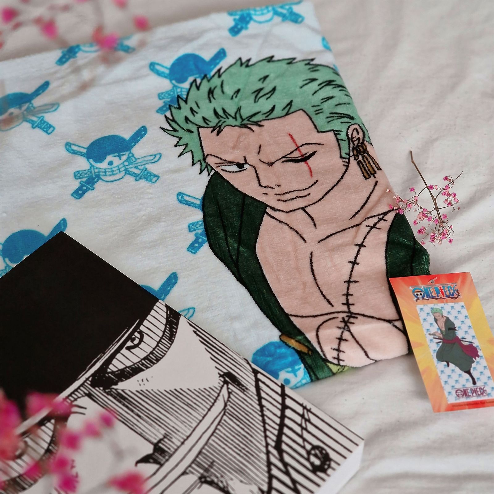 One Piece - Roronoa Zoro Bath Towel | Elbenwald