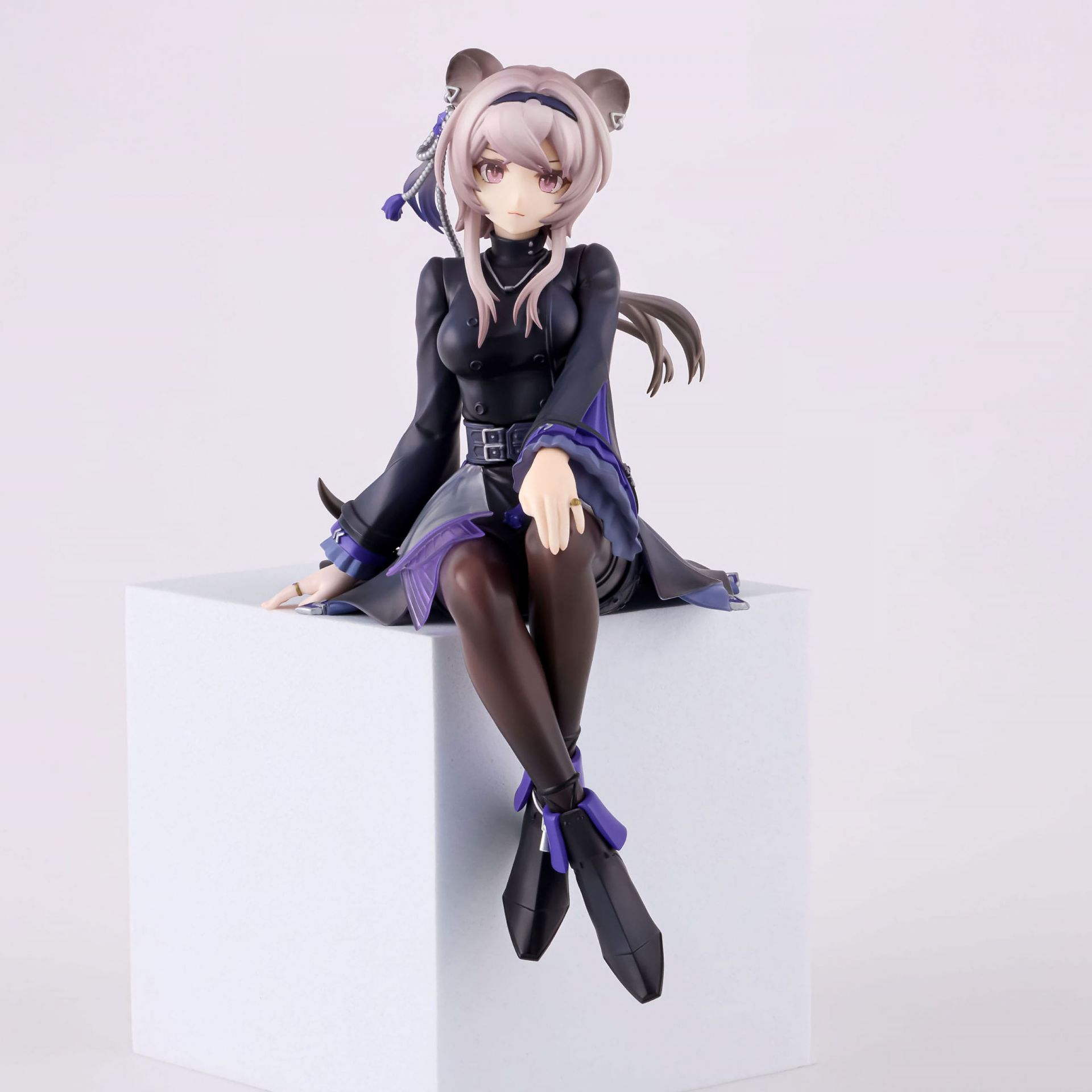 Arknights - Lin Noodle Stopper Figure | Elbenwald