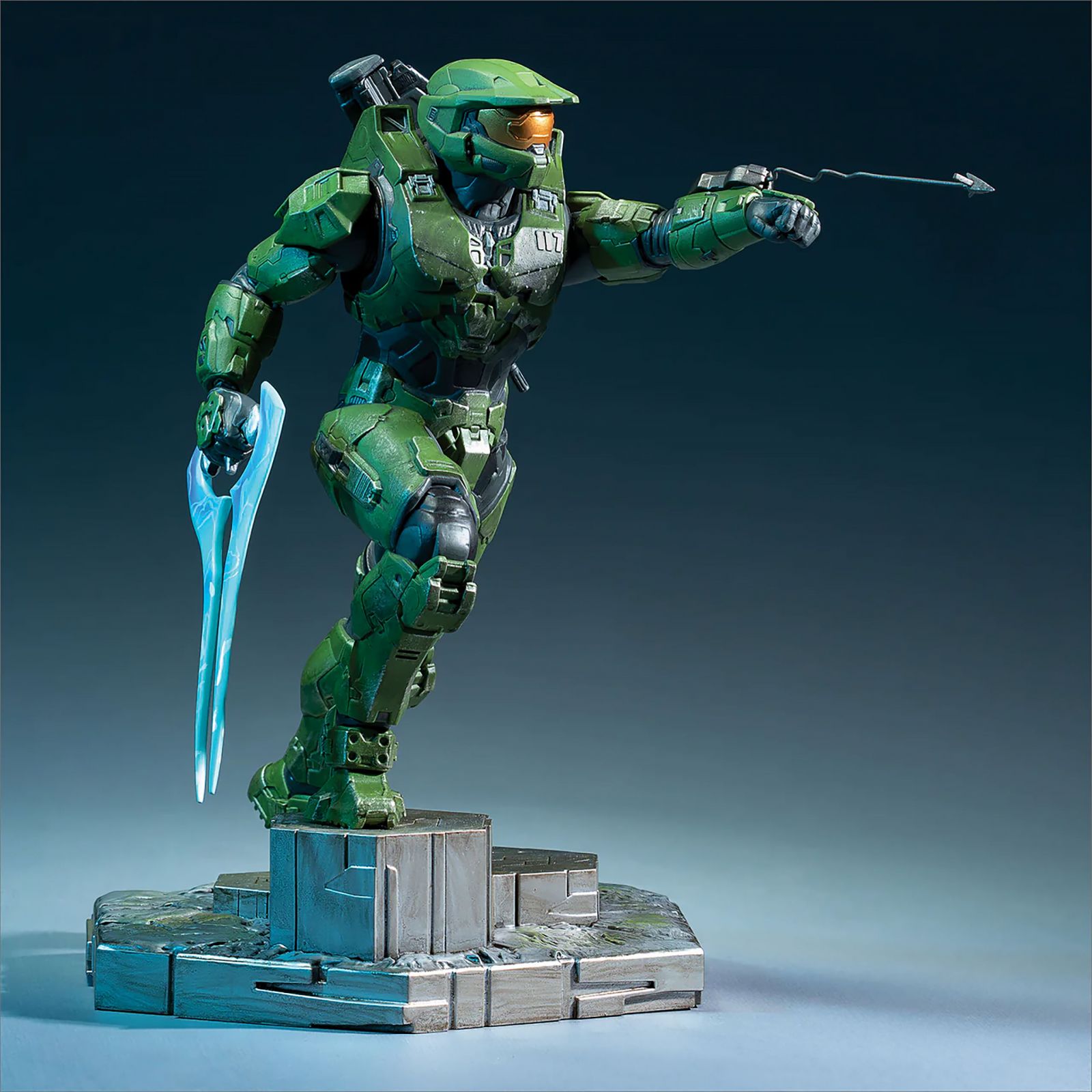 Halo Infinity - Master Chief Statue | Elbenwald
