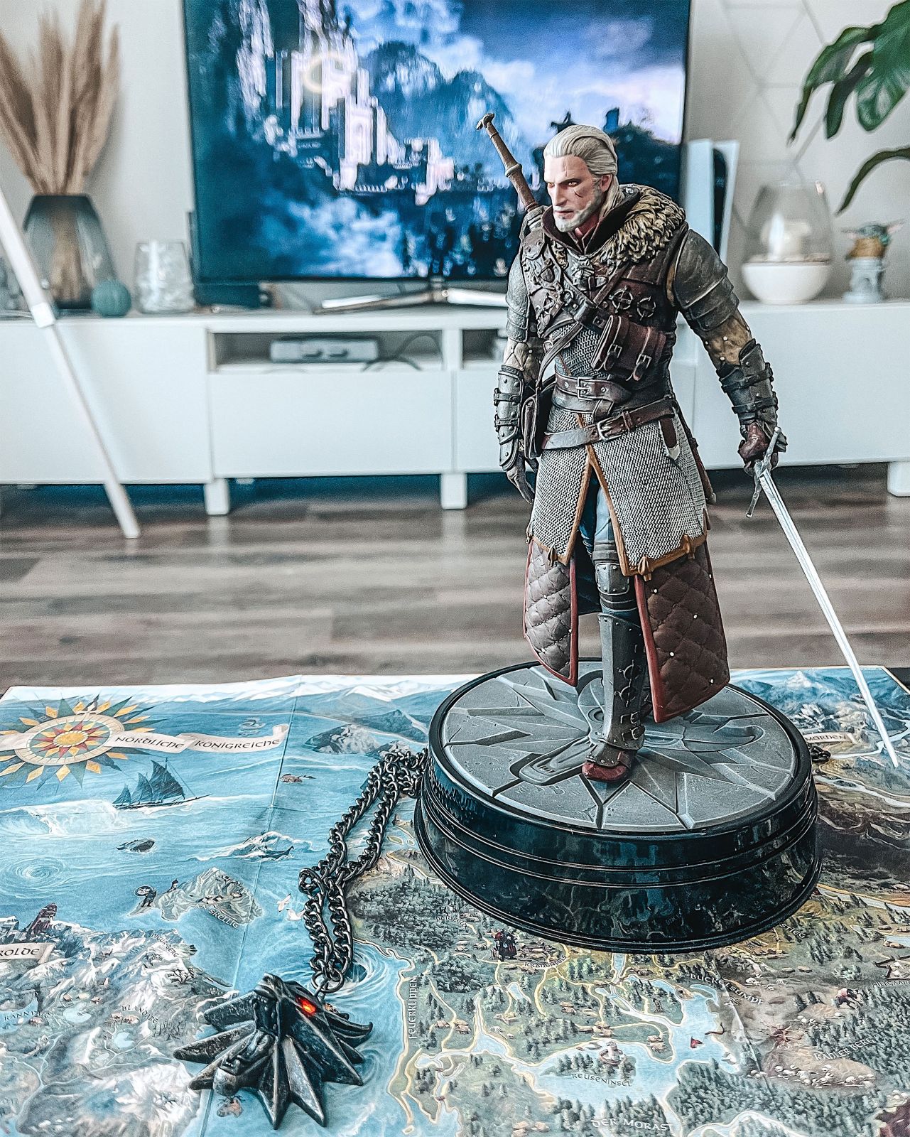 Witcher - Geralt Grandmaster Ursine Statue 24 cm | The Witcher | Elbenwald