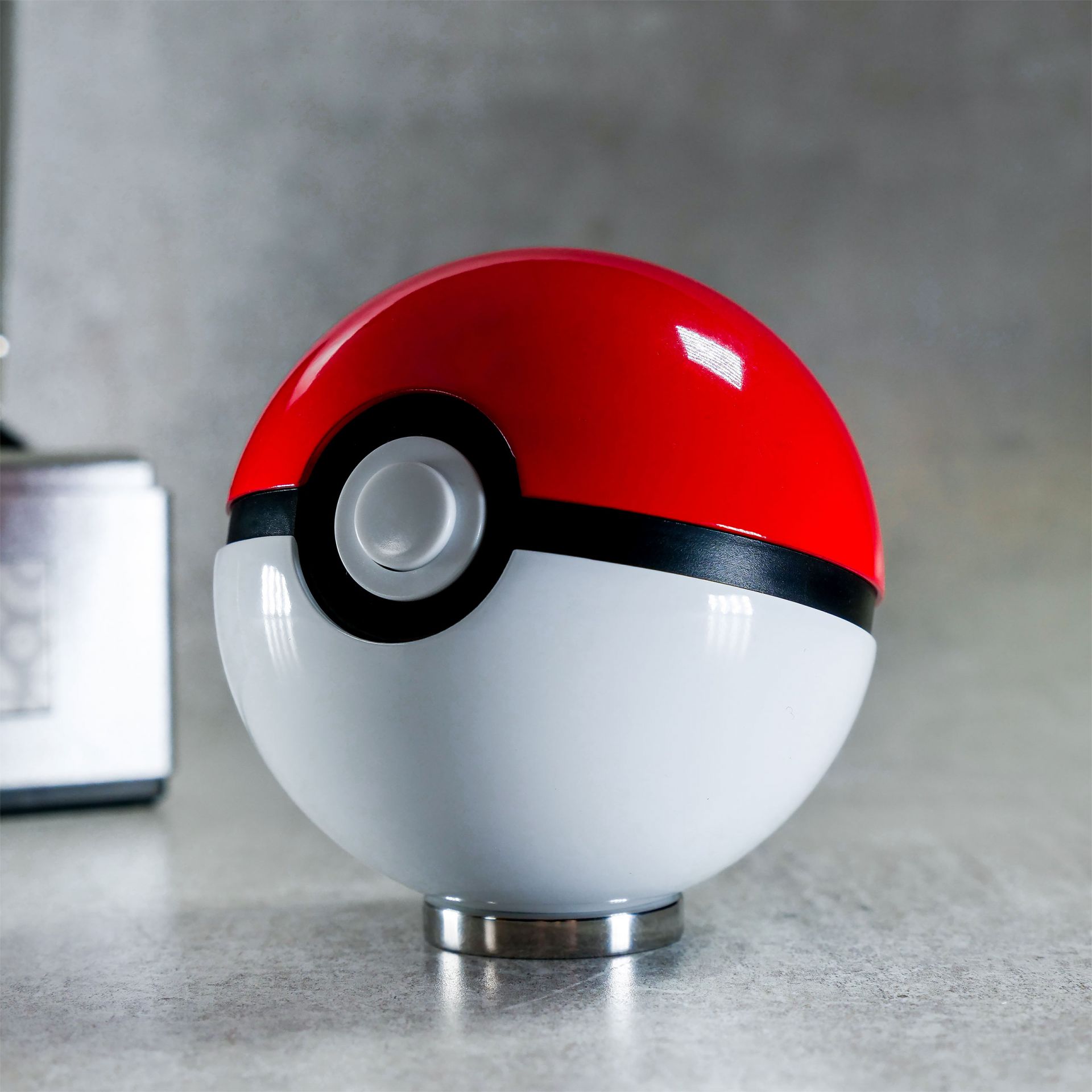 Pokemon - Pokeball Replica met Licht | Elbenwald