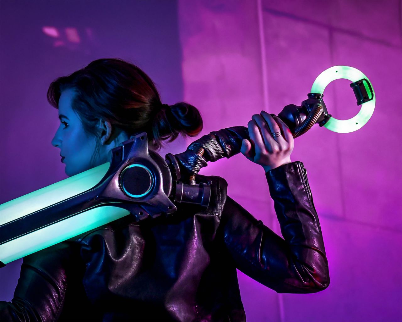 League of Legends - Ekko's Sword with Light & Sound Effects | Elbenwald