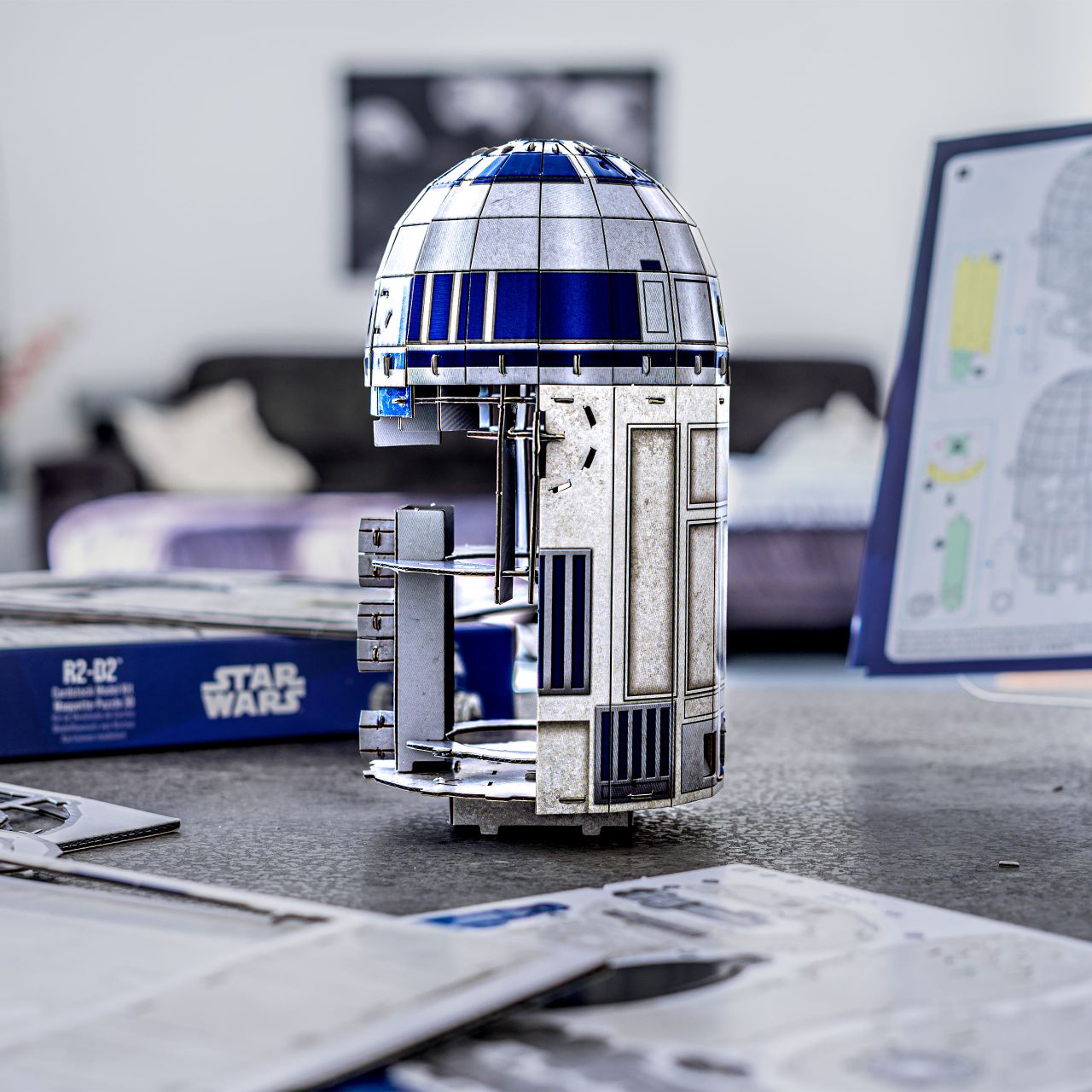 R2-D2 4D Build Model Kit - Star Wars | Elbenwald