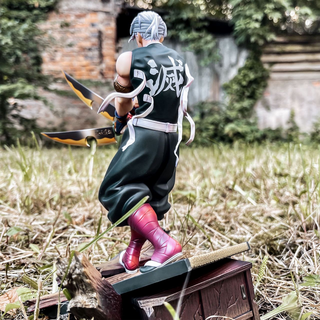 Tengen Uzui Statue 1:8 deluxe - Demon Slayer | Elbenwald