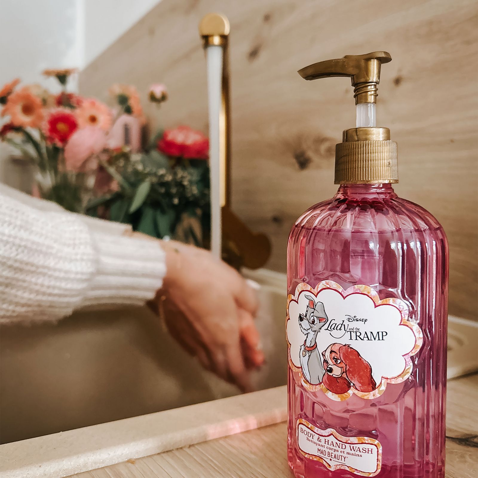 Lady and the Tramp - Soap Dispenser with Body Wash | Elbenwald