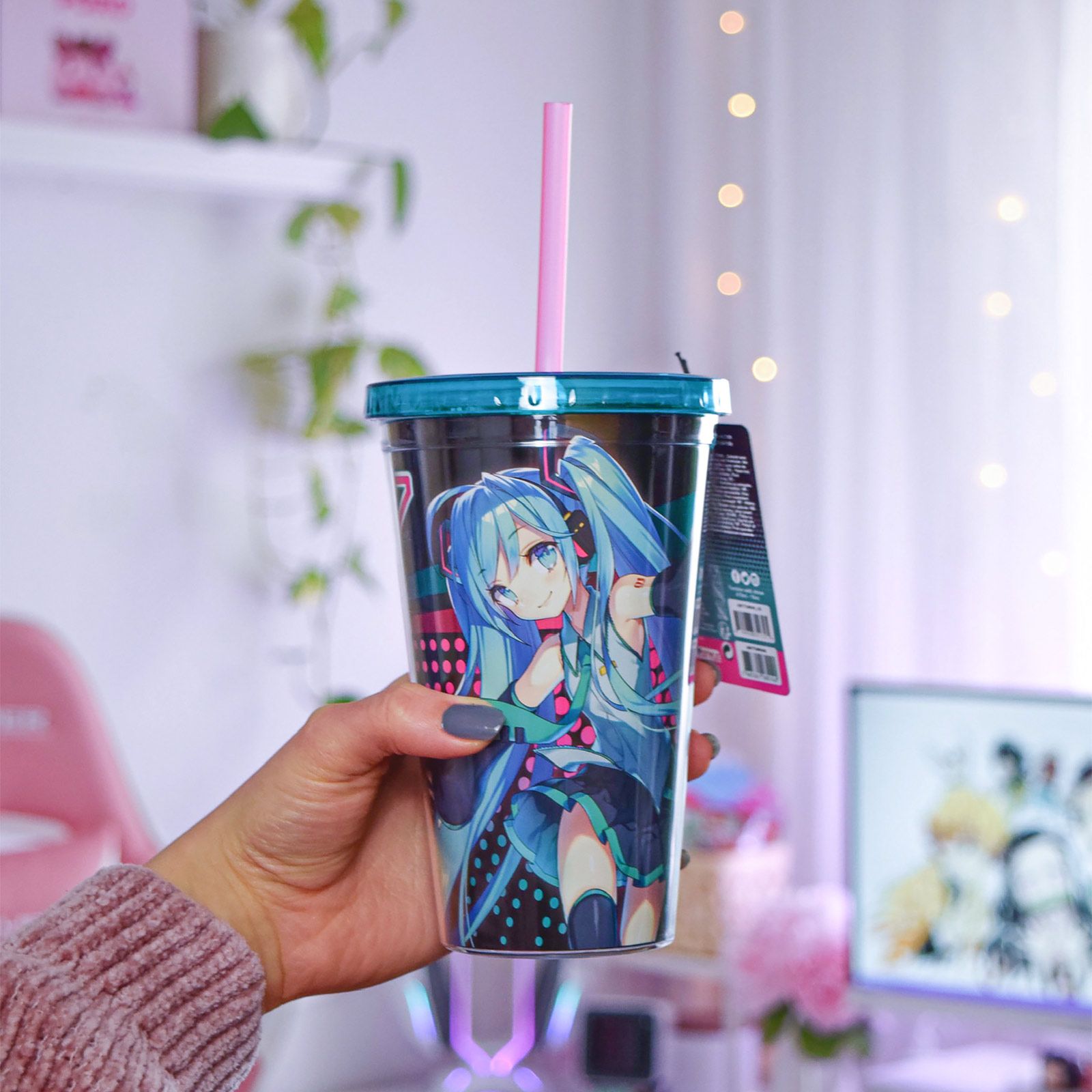 Hatsune Miku - Drinking Cup with Straw | Elbenwald