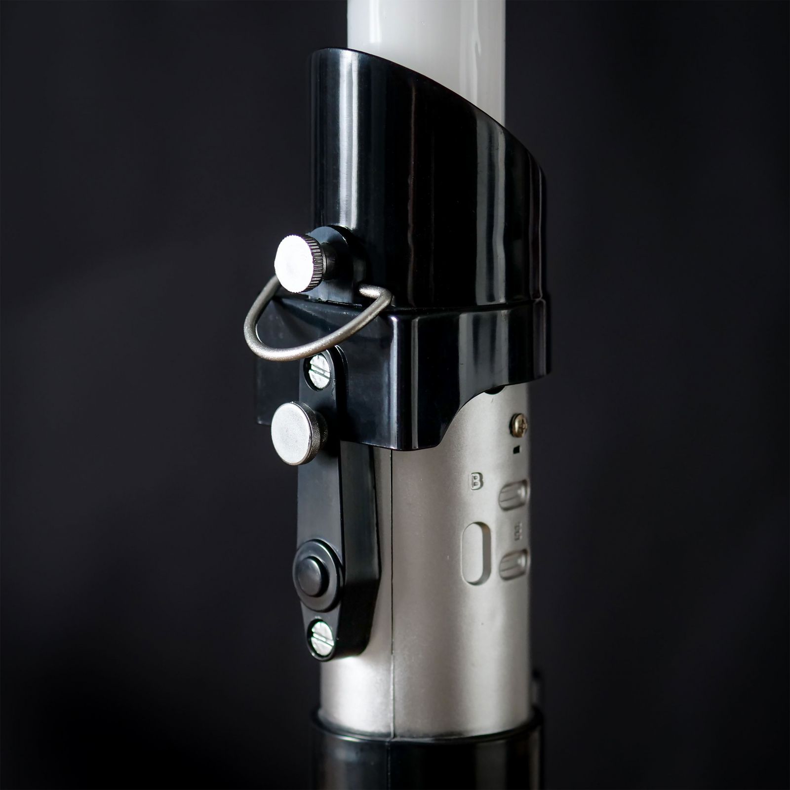 Star Wars - Darth Vader Lightsaber Table Lamp | Elbenwald