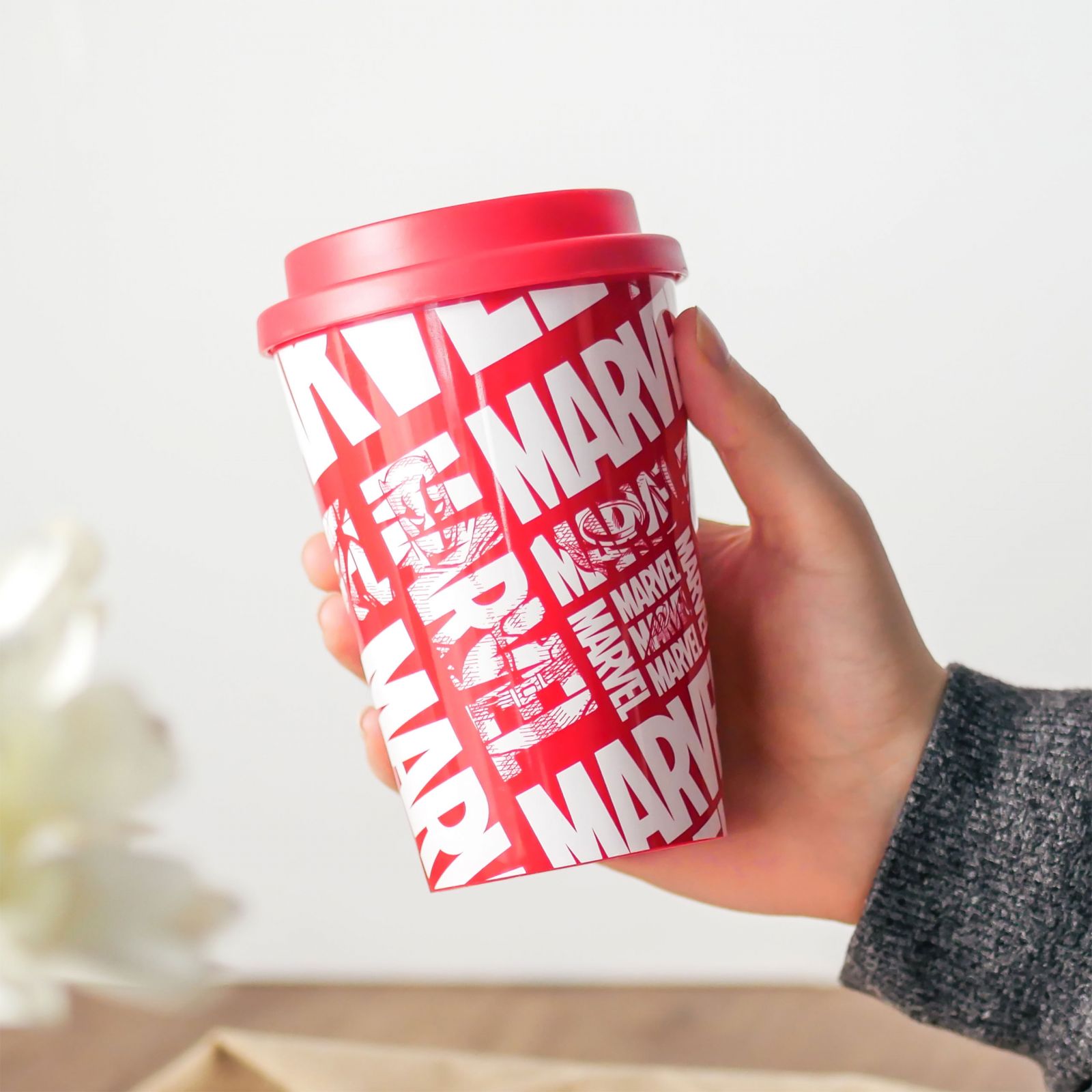 Marvel - Comic Logo To Go Becher | Elbenwald