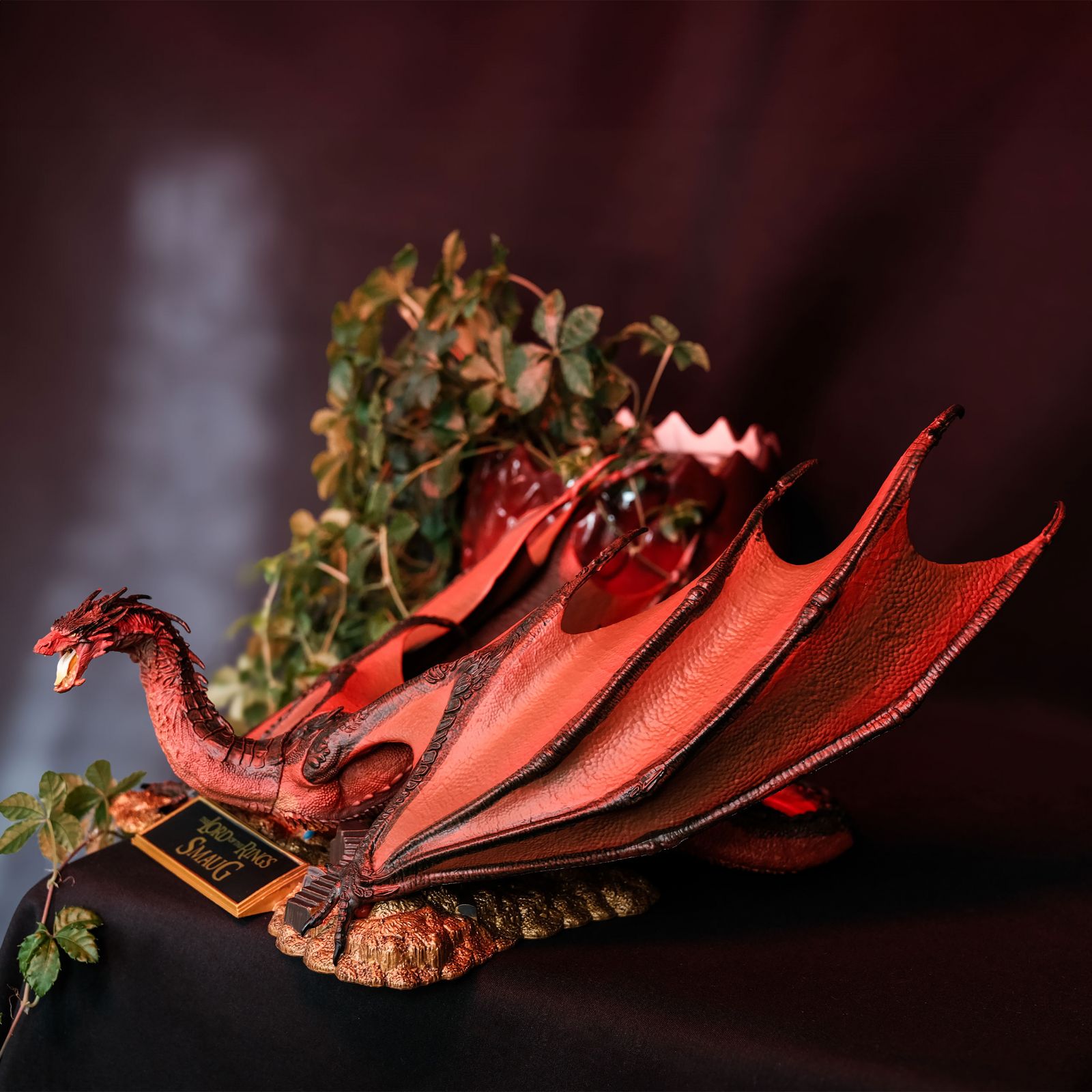 The Lord of the Rings - Smaug Figure | Elbenwald