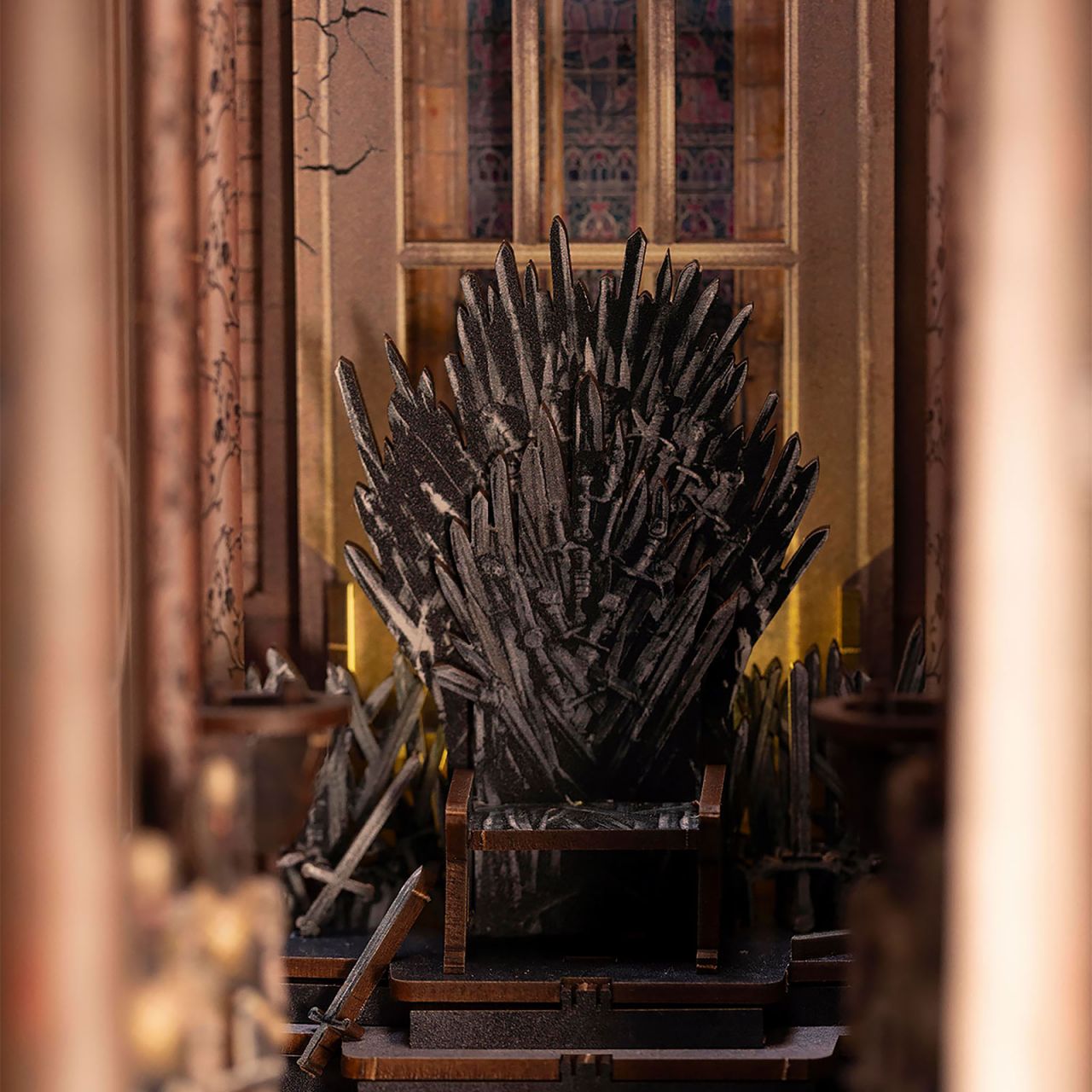 Game of Thrones - Eiserner Thron Book Nook Modell Bausatz Holz | Elbenwald