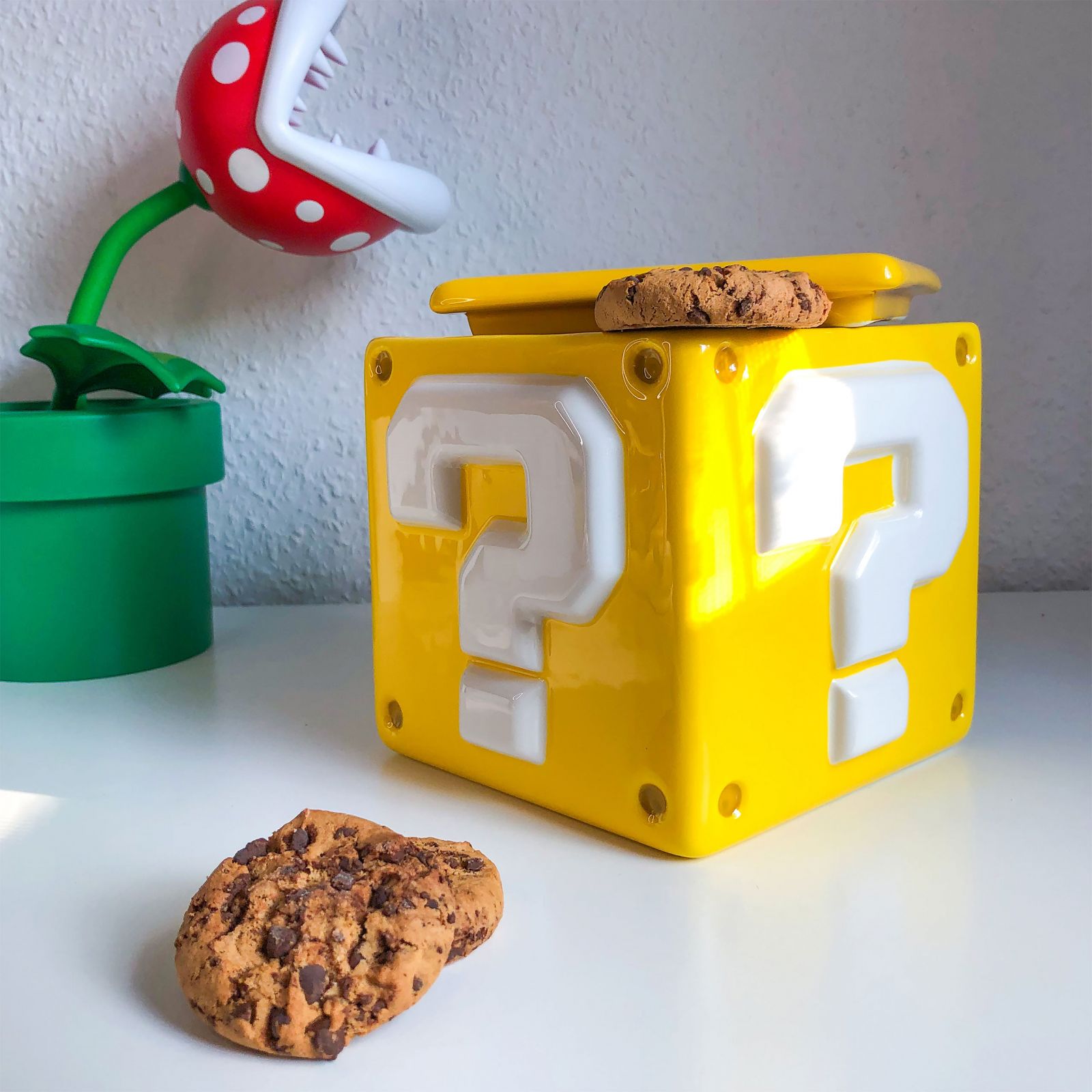 Super Mario - Question Mark Can | Elbenwald