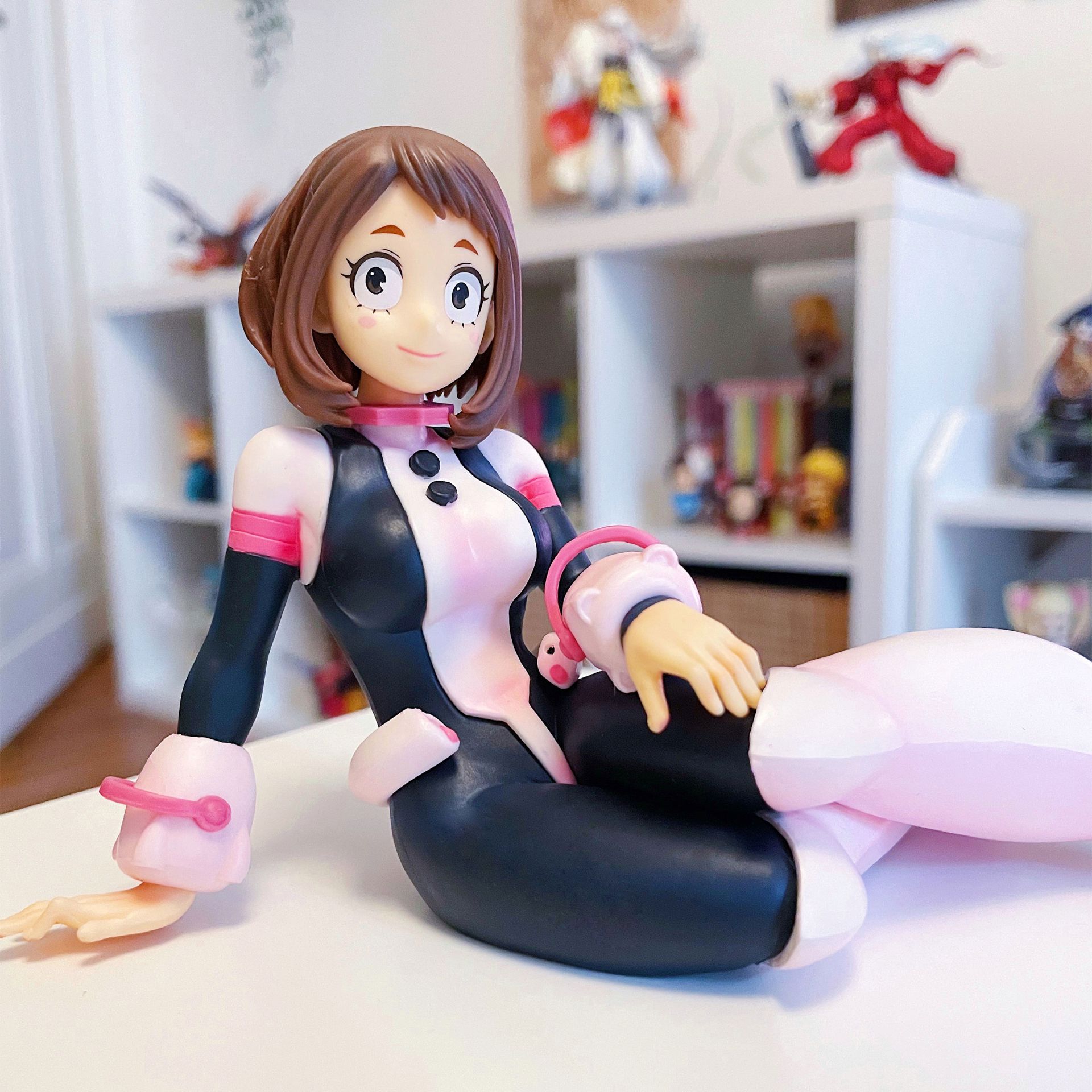My Hero Academia - Ochako Figure | Elbenwald