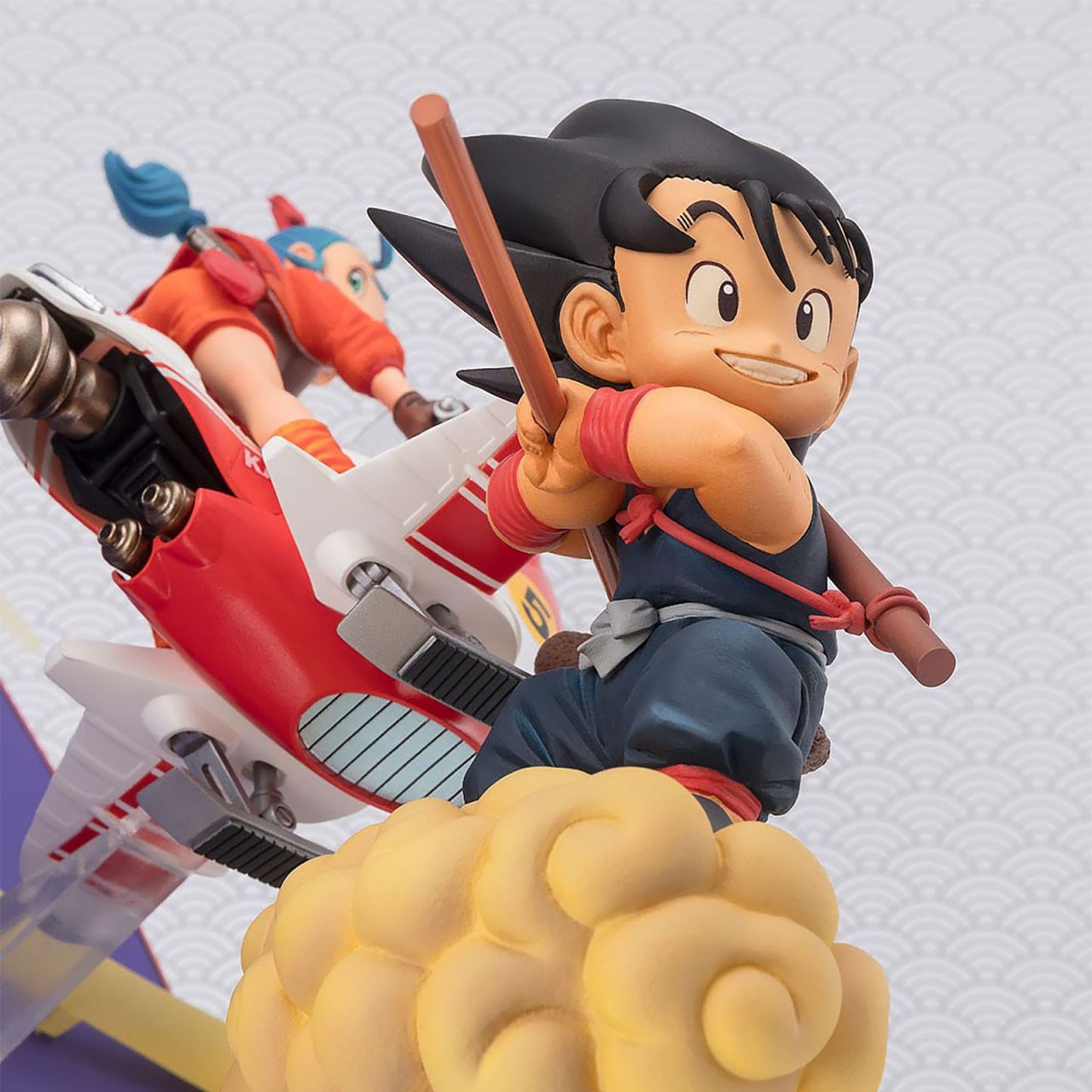 Dragon Ball - Son Goku & Bulma Statue | Elbenwald