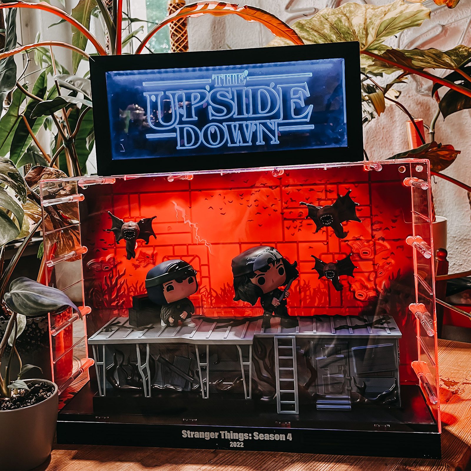 Stranger Things - Dustin & Eddie Funko Pop Deluxe Diorama | Elbenwald