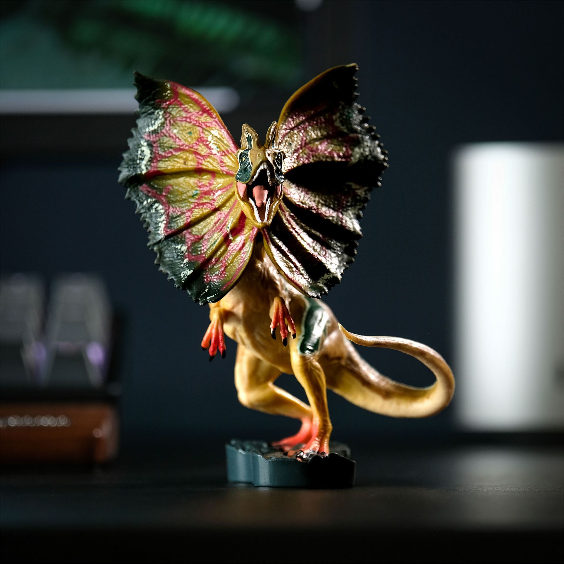 Jurassic Park - Figurine Dilophosaurus | Elbenwald