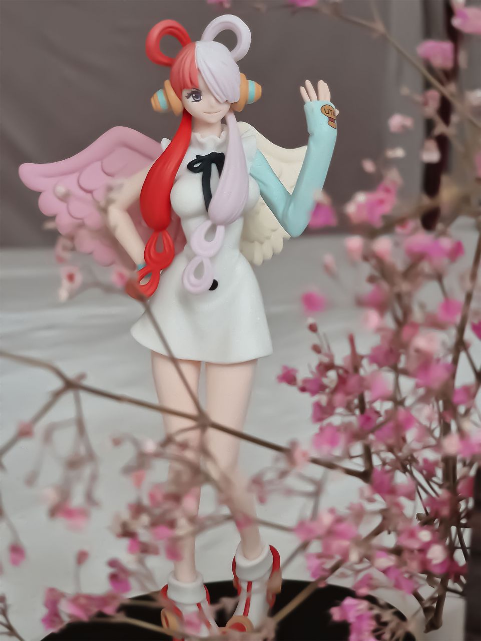 One Piece Red - Uta Figure | Elbenwald
