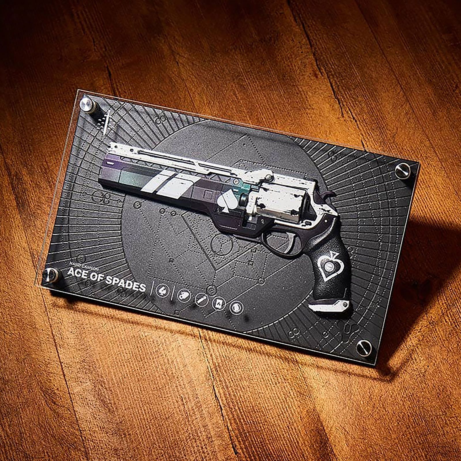 Destiny - Ace of Spades Replica Exotic Armory Collection | Elbenwald